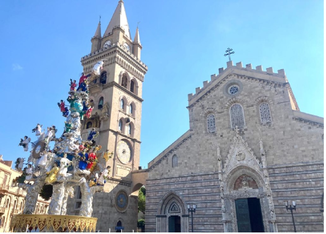 Al fine di recuperare l’antica simbologia nella quale “Gesù porge l ...